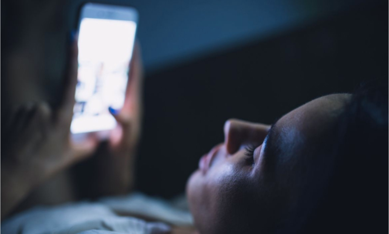 More screentime on your smartphone can shorten your lifespan