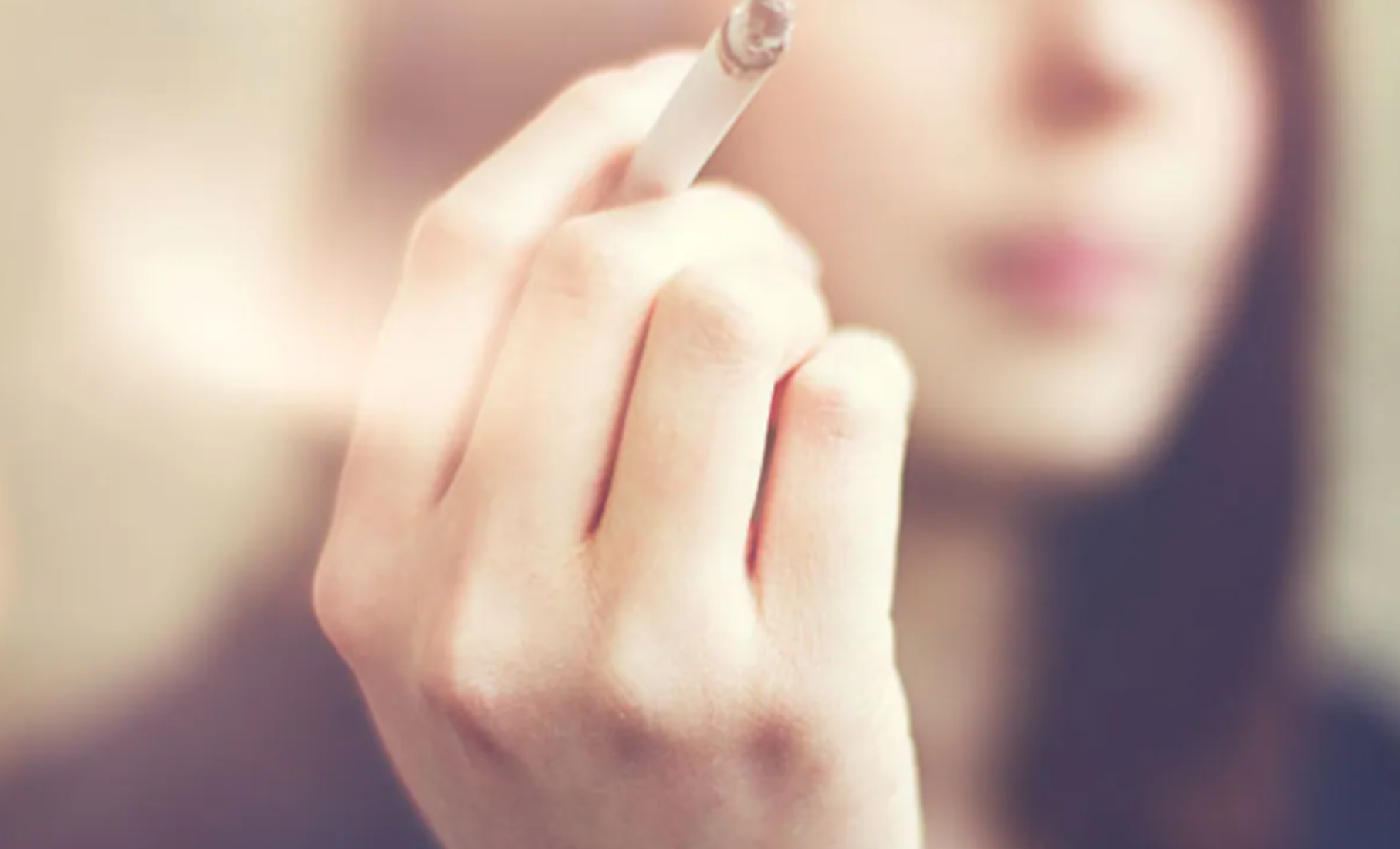 Critical Oral Care Tips For Smokers - BreezyScroll