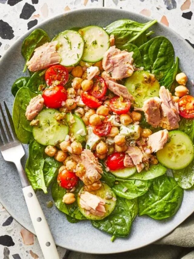 The 7 Best Anti-Inflammatory Ingredients to Add to Your Salad