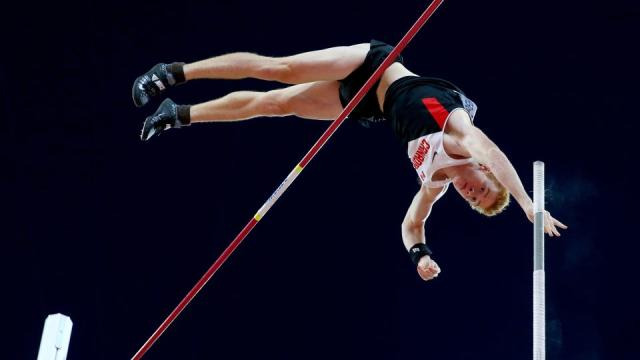 World champion pole vault star Shawn Barber passes away at 29 ...