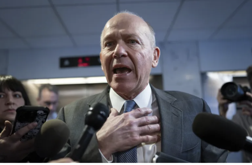Boeing CEO Dave Calhoun to step down at 2024 end - BreezyScroll