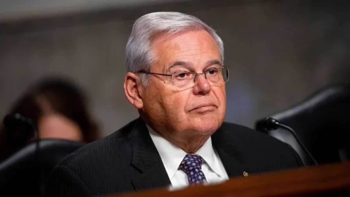 New Jersey businessman admits bribing US Senator Bob Menendez with a ...