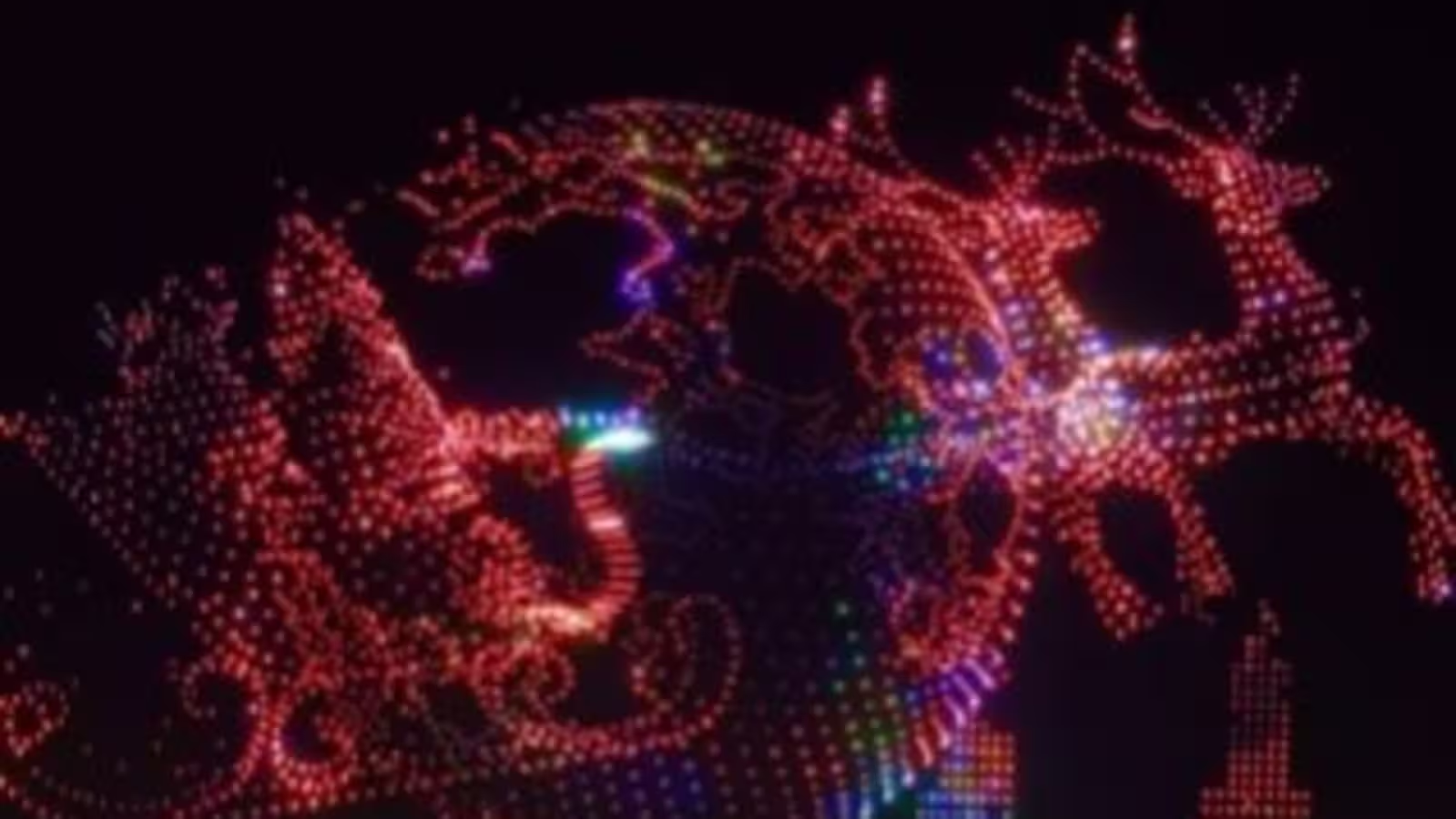Watch: Giant Santa Claus made of 5,000 drones lights up the Dallas sky ...