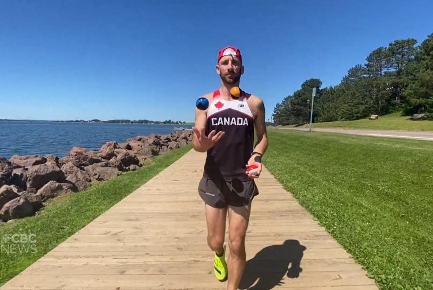 Canadian "Joggler" Shatters Guinness World Record For Fastest 10K While ...