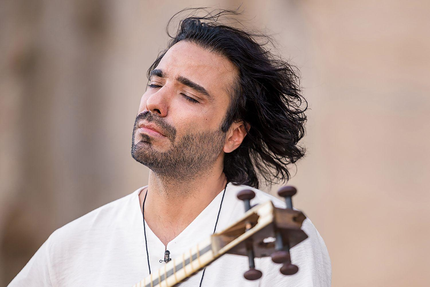 WATCH: Iranian Musician Performs In Front of Damavand Power Plant After ...